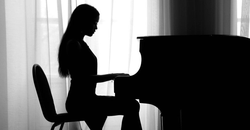 Playing the Piano: Correct Posture & Hand Position | Bax Music Blog
