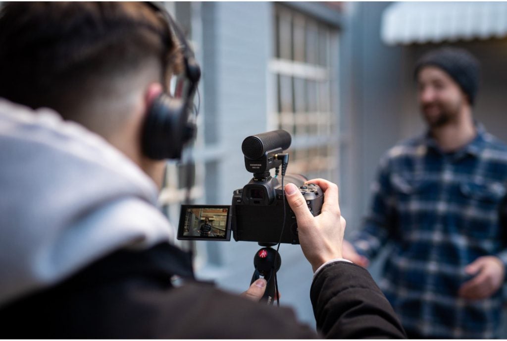 Dialoog opnemen bij je video's? Gebruik de juiste microfoon